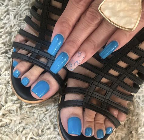 The Gorgeous 10 On Twitter Sexy Ig Beauty Carofeet Oficial 💙💙💙💙💙🔥