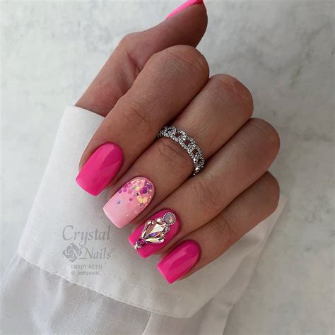 43 Spectacular Pink Nails For Your Cute Summer Manicure Hairstylery