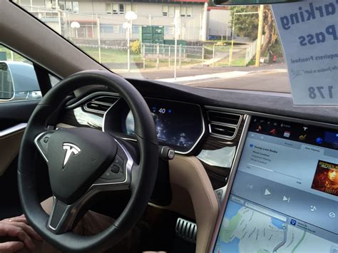 Tesla Autopilot Feature Goes Horribly Wrong