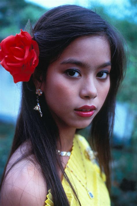 Beautiful Thai Girl Portrait Photoshop Woman Fashion People