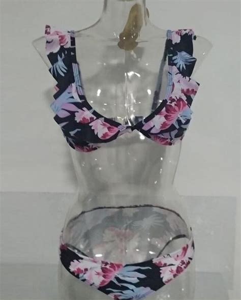 2018 New Two Pieces Swimwear Women Brazilian Flower Ruffle Bikinis Set