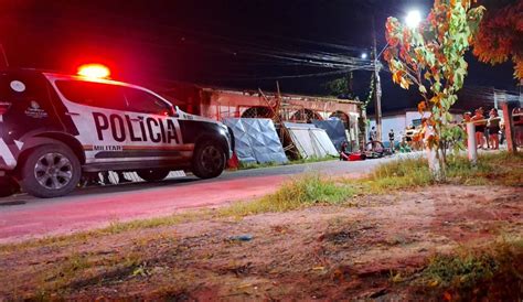 Homem é Executado Na Frente Da Esposa Em Maracanaú