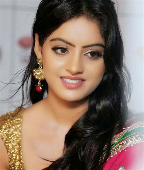 Download Indian Girl With A Vibrant Garment