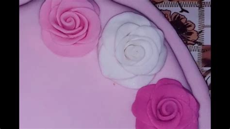 طريقة سهلة لعمل الورود بعجينة السكر Easy Way To Make Roses From Sugar