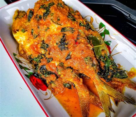 Resep Dan Cara Membuat Ikan Kembung Bumbu Kuning Yang Sedap Dan Nikmat