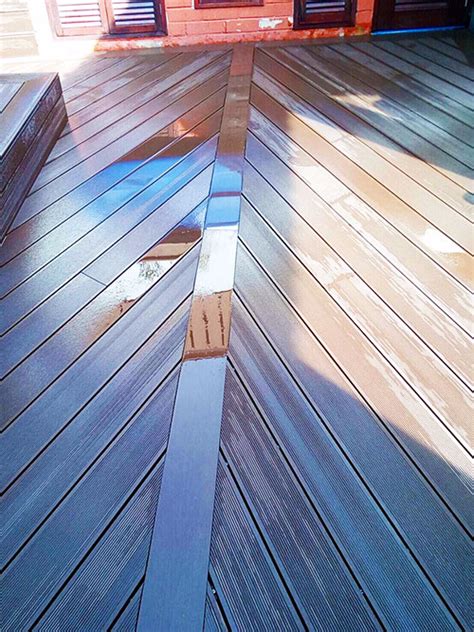 Wood Plastic Composite Decking For Low Maintenance Thai Garden Design