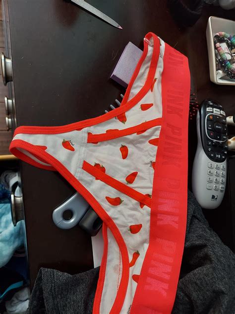 What Should I Do With Step Daughters Thong Scrolller