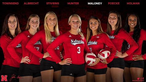 Pin By Ta Dragos On Huskers And Such Volleyball Outfits Volleyball
