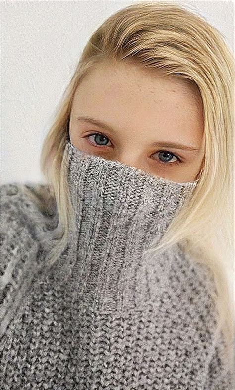 Ladies Turtleneck Sweaters Girls Sweaters Wool Sweaters Anime Wolf
