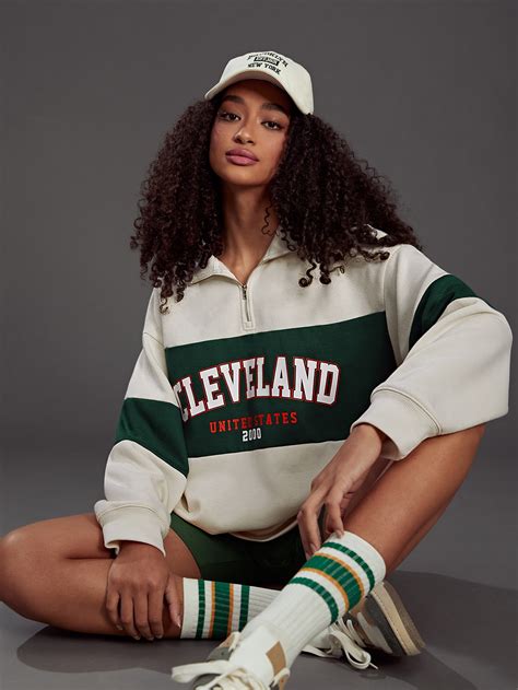Evolushein Letter Graphic Colourblock Drop Shoulder Half Zip Sweatshirt