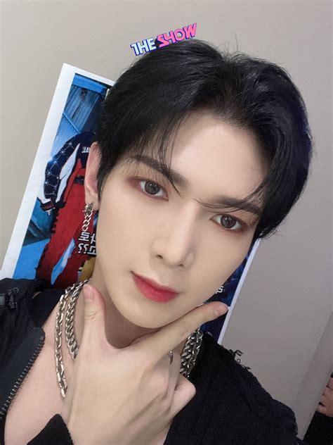 The Show On Twitter [★305회 더쇼초이스 후보①] 느슨해진 K Pop 기강 잡으러 온 퍼포먼스 끝판왕👑