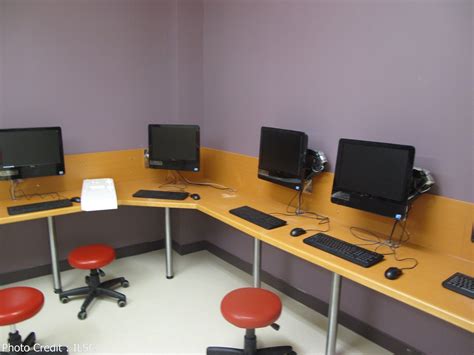 ilsc computer lab cubicle design computer lab computer lab decor