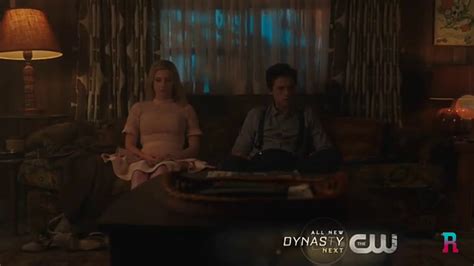 Jughead And Betty Kiss And Jughead Asks Betty To Stay Fot The Night