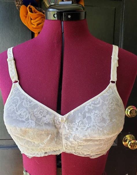 Vintage White Lace Bullet Style Full Coverage Bra 50s 60s Etsy Full