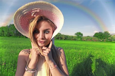 Wallpaper 2048x1365 Px Blonde Blue Eyes Field Rainbows Tattoos