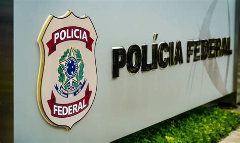 Barco à Deriva é Encontrado Com Vários Corpos Em Decomposição No Pará