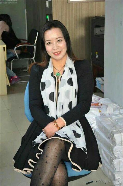 穿什麼樣的衣服和絲襪對熟女來說很重要 每日頭條