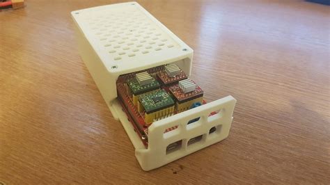 3d printed arduino due and mega shield enclosure by paul holmes