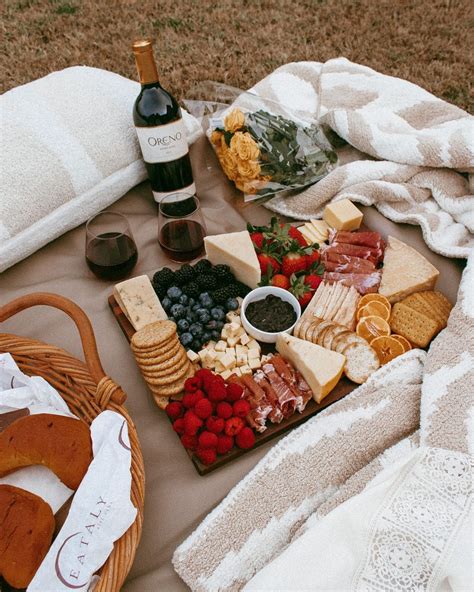 How To Create A Romantic Backyard Picnic For Valentines Day In 2021