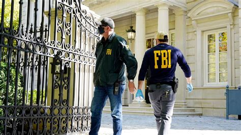 Fbi Raids Homes Tied To Russian Billionaire Oleg Deripaska In New York