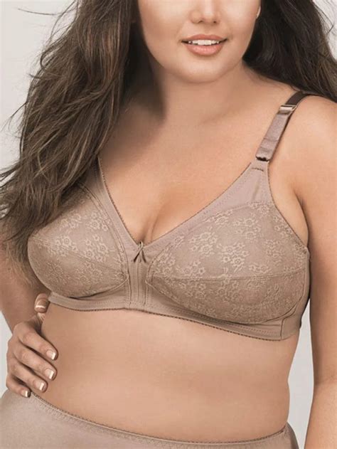 Lingerie Plus Size Itens Essenciais No Seu Armário Blog Estação Intima