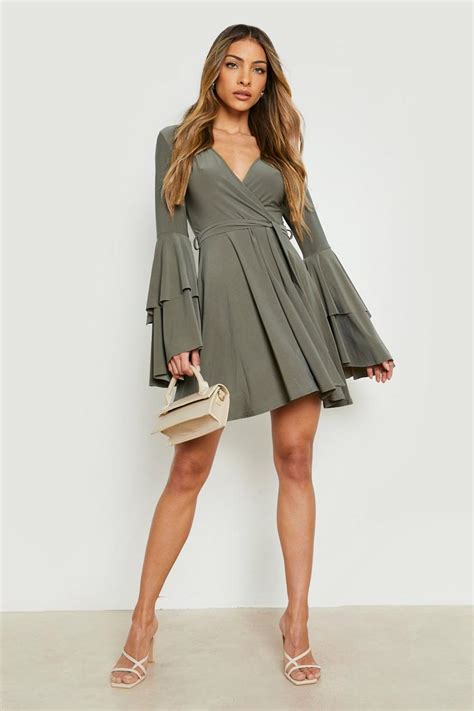 Womens Plunge Neck Flared Sleeve Skater Dress Boohoo Uk