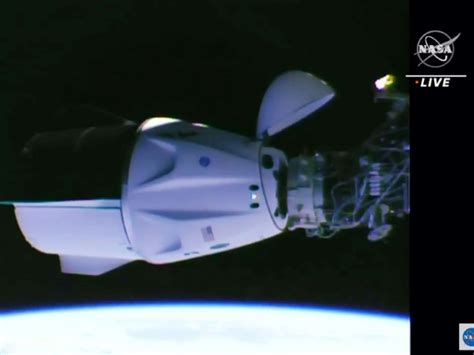 La Capsule Crew Dragon Endeavour De Spacex Sest Amarrée à Liss