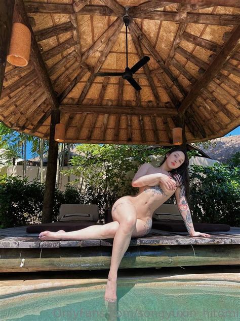 Hitomi Songyuxin Hitomi Official Nude Onlyfans Leaks 19 Photos