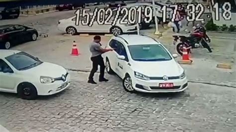 Assassinato Em Briga De Trânsito é Flagrado Por Câmeras De Segurança