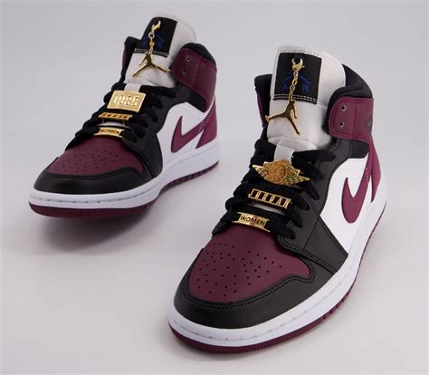 Jordan Air Jordan 1 Mid Black Dark Beetroot White Hyper Royal Sneaker