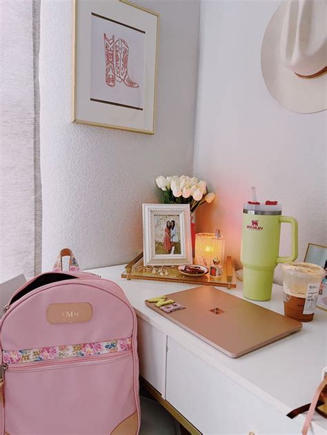 Happy Corner In 2024 Dorm Room Inspiration College Dorm Room Decor