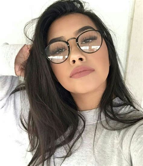 Pin By Piyuoshh On F L A W L E S S Glasses Makeup Glasses Fashion