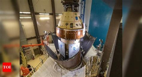 Nasas Artemis Mission Aims To Land First Woman On The Moon By 2024