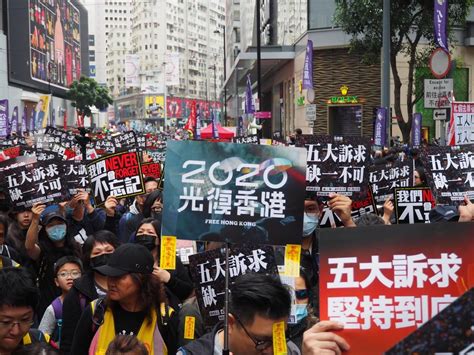 「2020年に取り戻せ」のプラカード 香港、デモで新年幕開け 産経ニュース