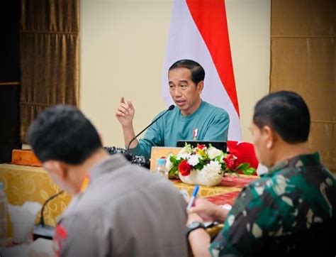 Survei Indikator 73 1 Persen Masyarakat Puas Kinerja Presiden Jokowi