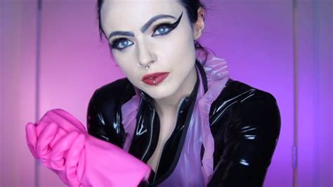 Femdom – Empress Poison – Mommys Diaper Fantasy Asmr Joi Mp4 Fullhd