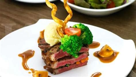 Resep Steak Daging Sapi Saus Jamur Sajian Mewah Rumahan Yang Mirip