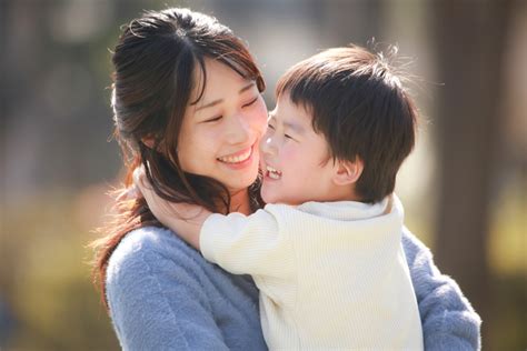 「ママと一緒に生まれたかった」に思わず涙。子に”死生観”どう教える？ Conobie[コノビー]