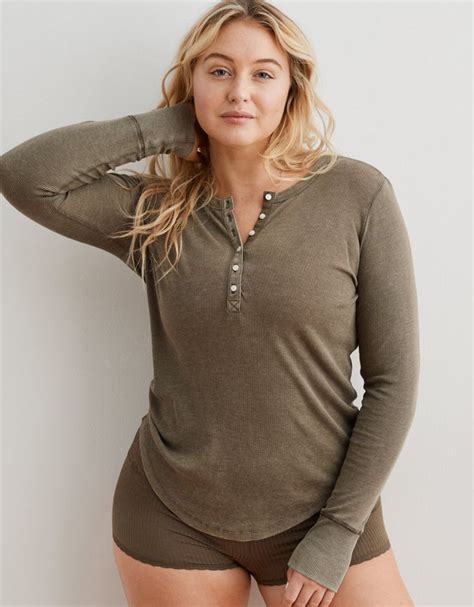 Aerie Long Sleeve Ribbed Henley T Shirt Shirt Outfit Women Henley