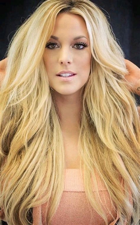 Gisele Beautiful Long Hair Styles