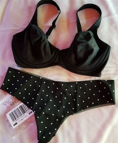 M 5dc9b80b6a7fba2042b0c0bf Victoria Secret Bras Bras And Panties