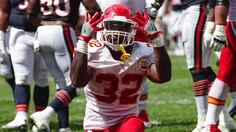 lorenzo s locks week 1 nfl picks