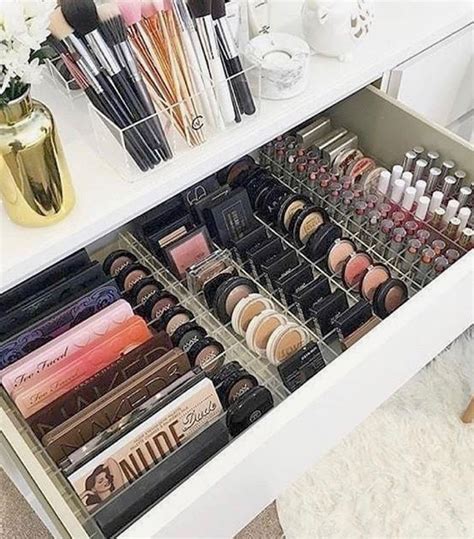 Pin By Nayara Scheffer On Home Makeup Collection Storage Makeup