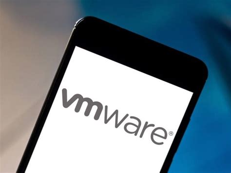 vmware patches critical vrealize operations platform vulnerabilities