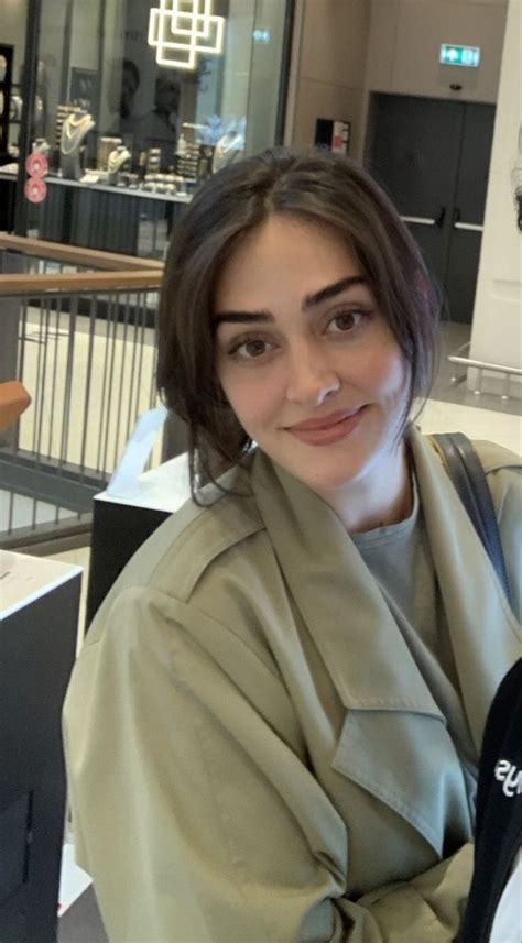Pin On Esra Bilgiç