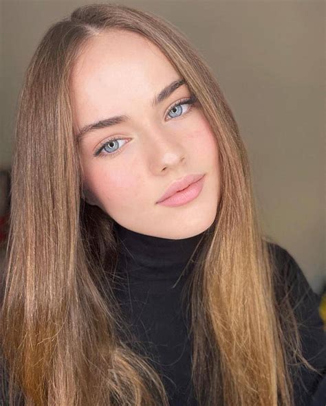 Dünyanın En Güzel Kızı Seçilen Kristina Pimenova Son Haliyle Herkesi