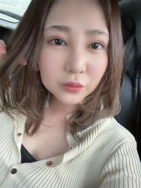 Meyd 846 ホテルにこもって朝から晩まで…初音みのりと超濃厚！肉感sex3本番！！ Missav C