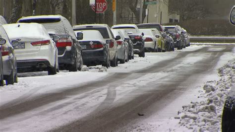 Chicago Police Issue Safety Alert About Carjackers Targeting Women