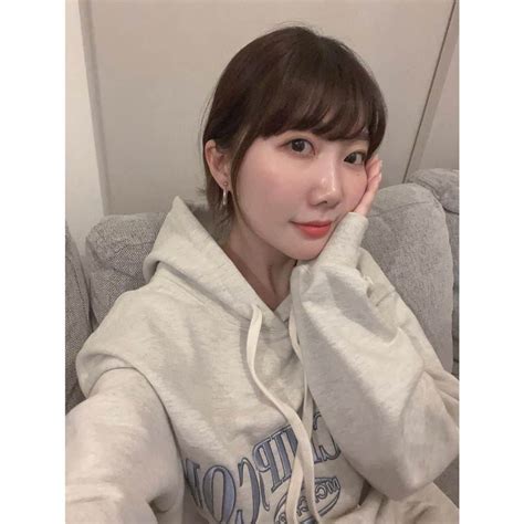 諸星すみれさんのインスタグラム写真 諸星すみれinstagram 「youtube動画投稿しました！ 当日には投稿できなかったけれども