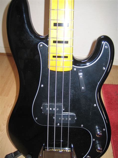 Classic Vibe P Bass 70s Squier Classic Vibe P Bass 70s Audiofanzine
